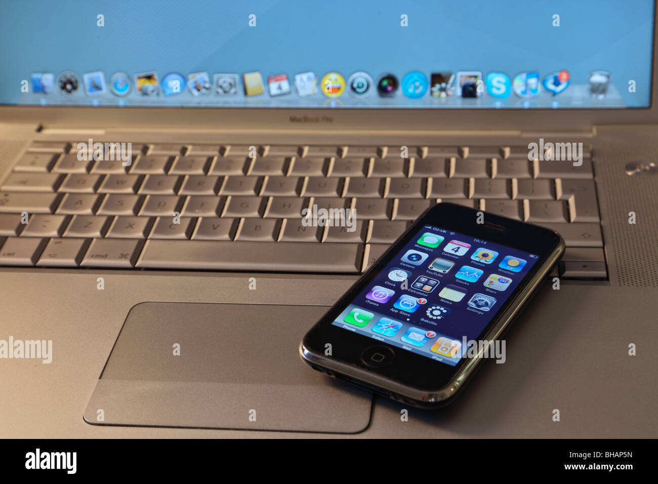 Laptop for applications hi-res stock photography and images - Alamy