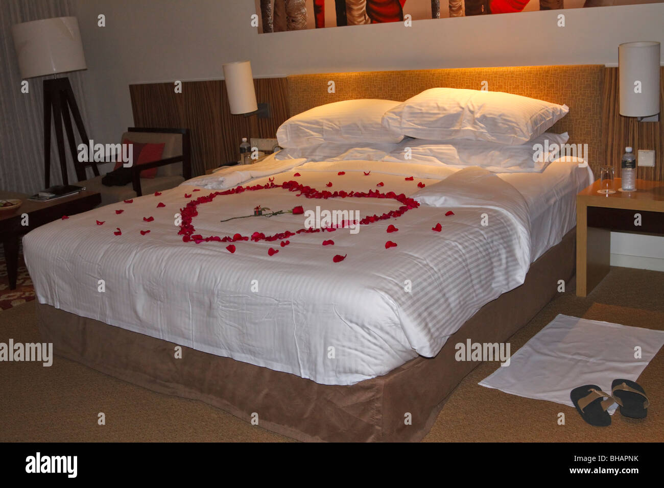 Wedding night package | Beachweddingtips.com