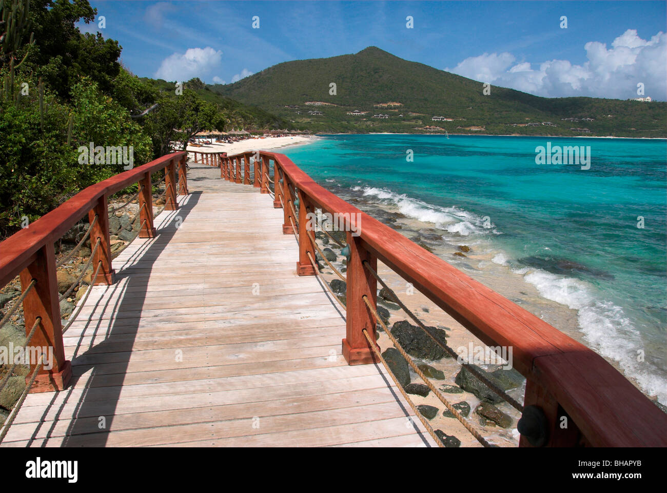 Canouan boardwalk paradise walkway hi-res stock photography and images ...
