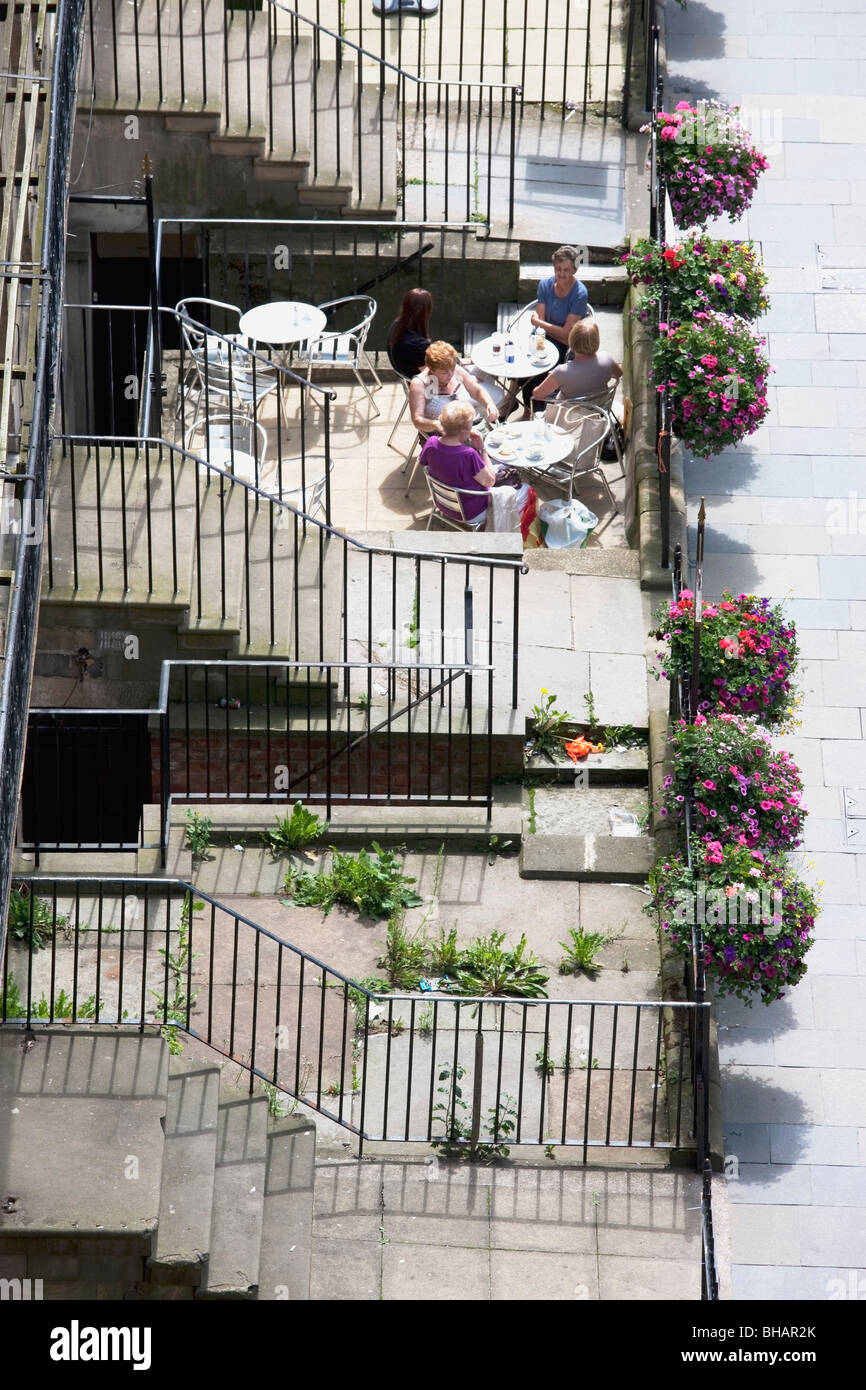 High stoops hi-res stock photography and images - Alamy