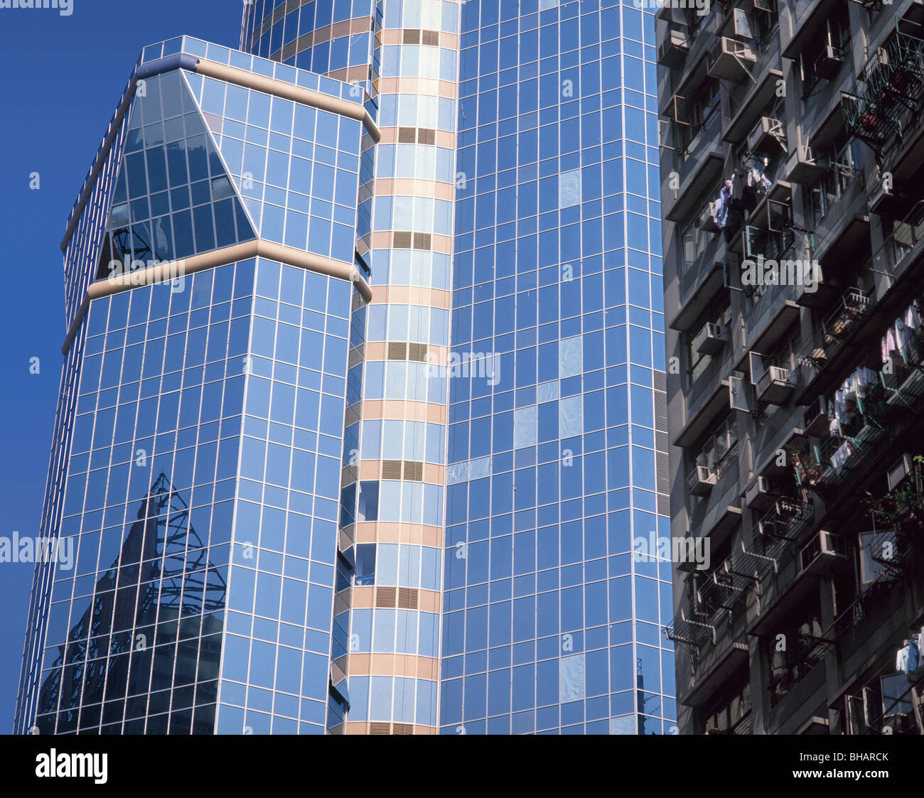 Sino plaza hong kong hi-res stock photography and images - Alamy