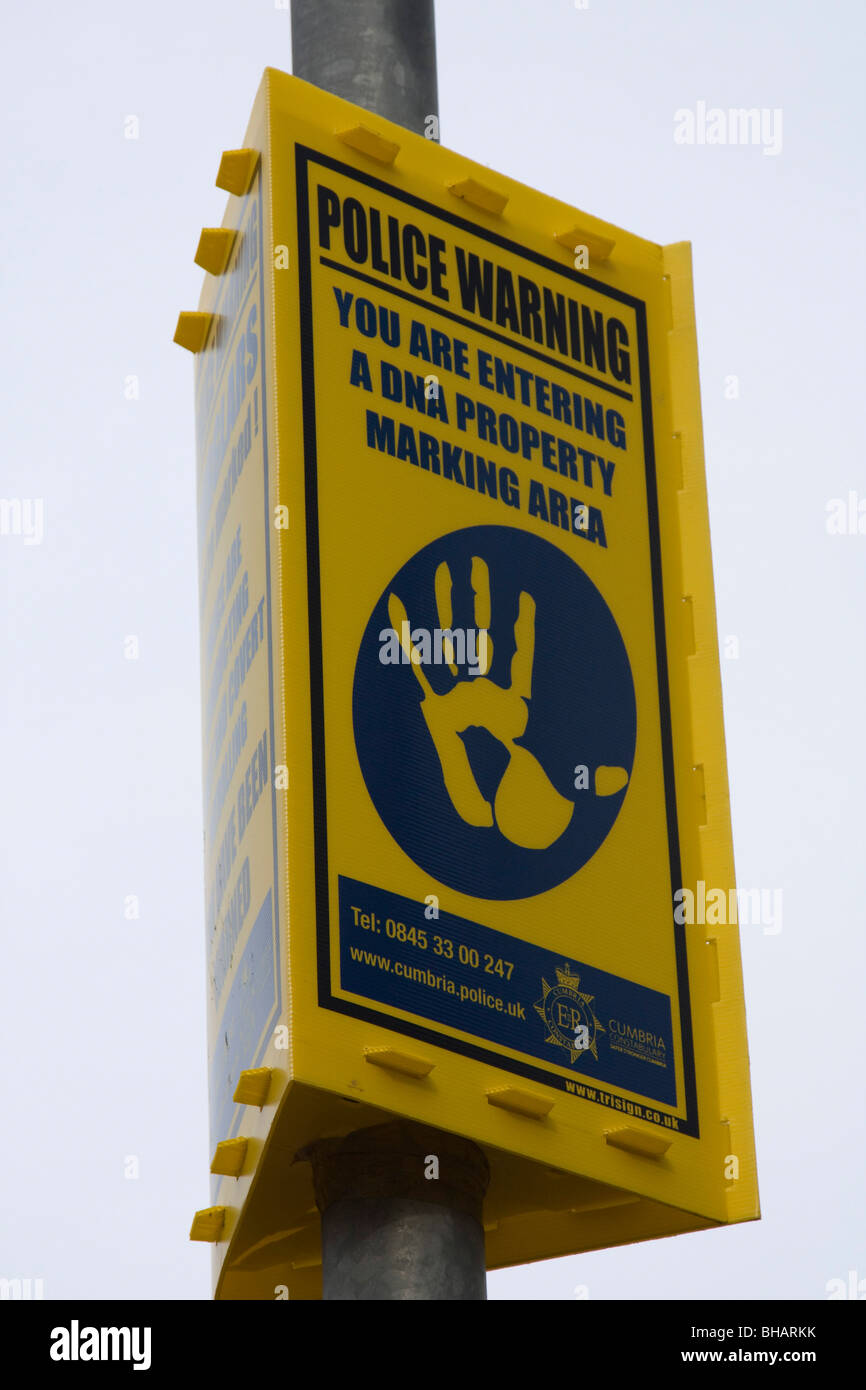 Lost property sign hi-res stock photography and images - Alamy