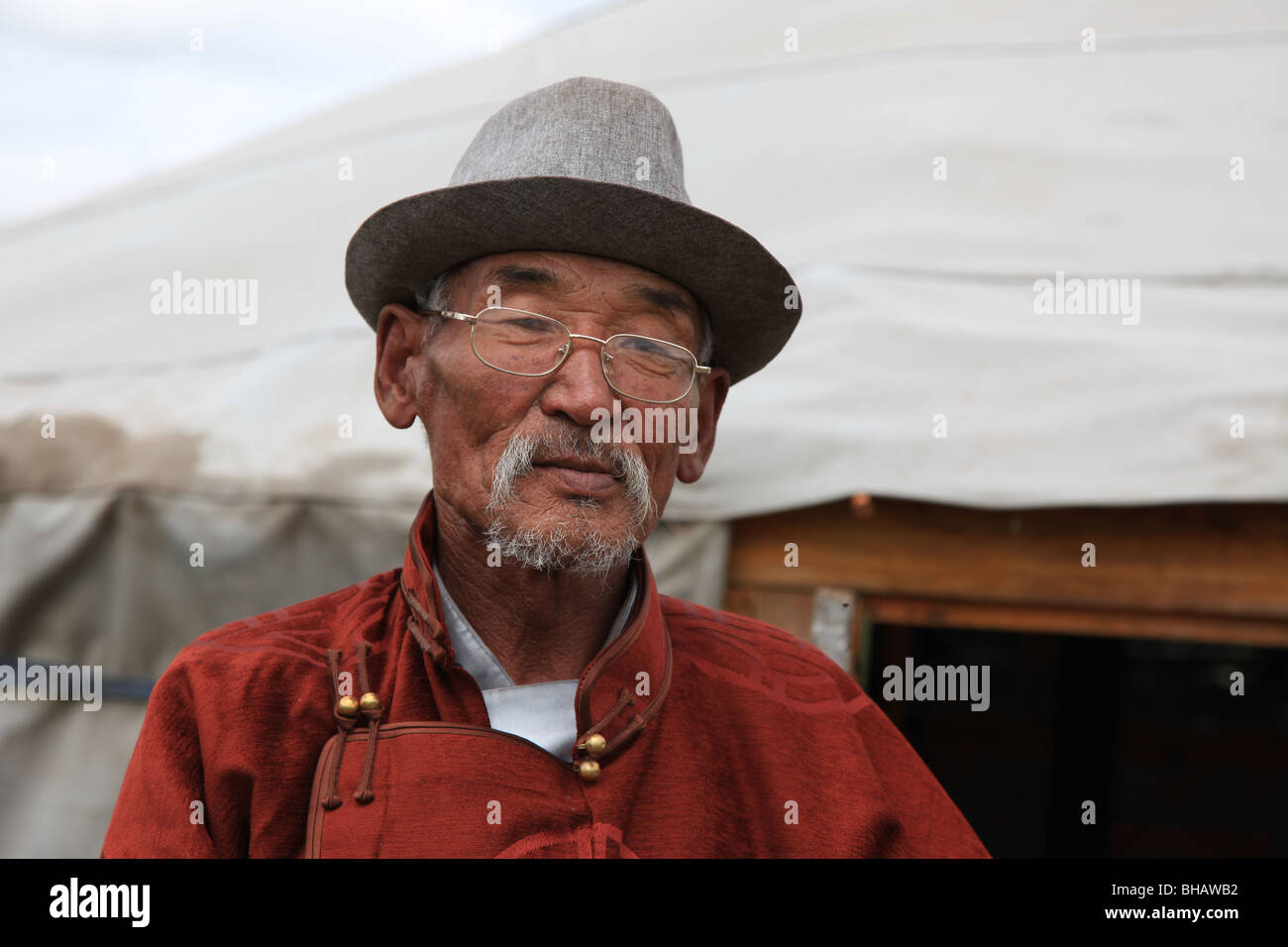Mongolian nomadic horseman hi-res stock photography and images - Alamy