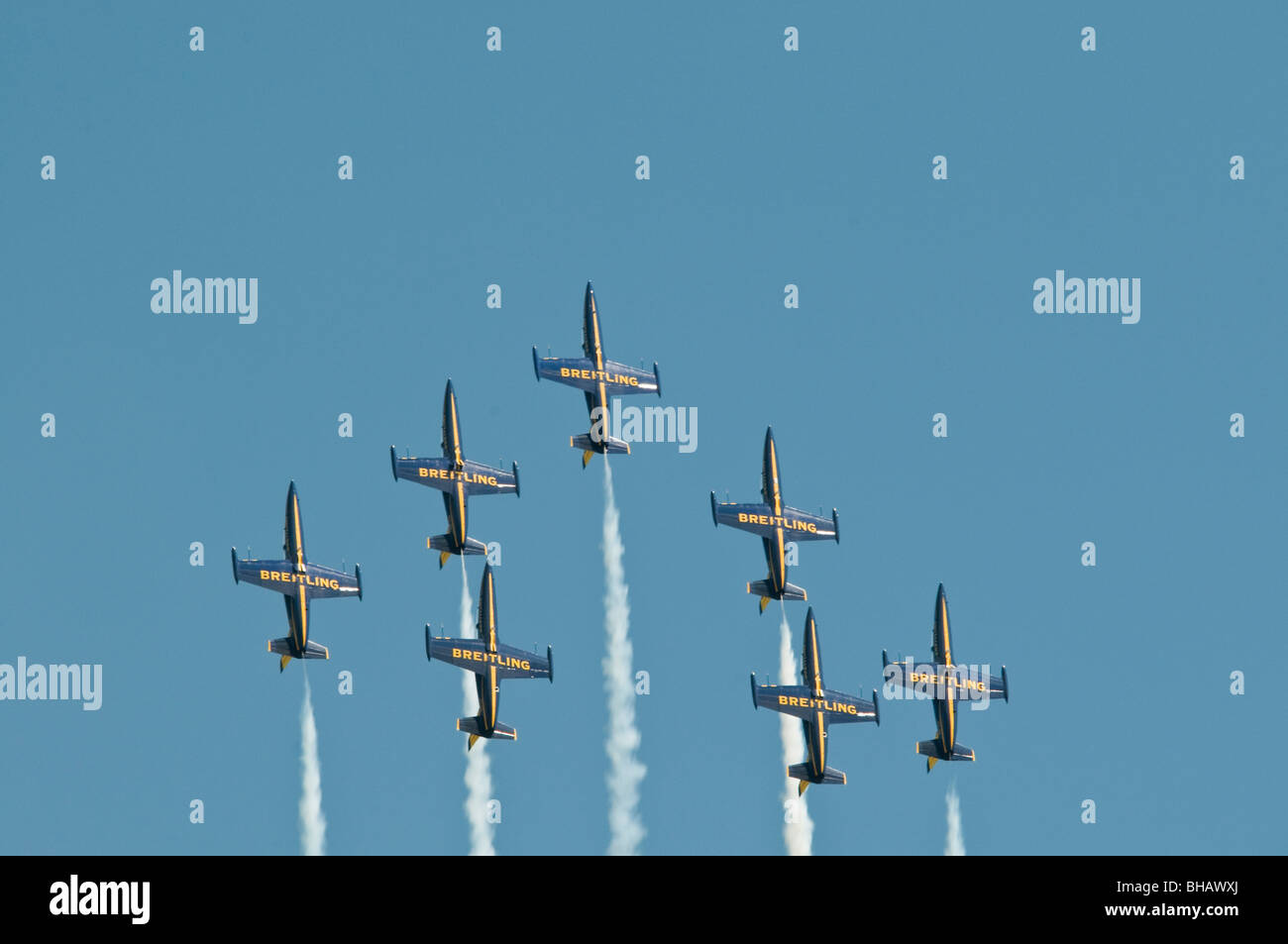 L formation hi-res stock photography and images - Alamy