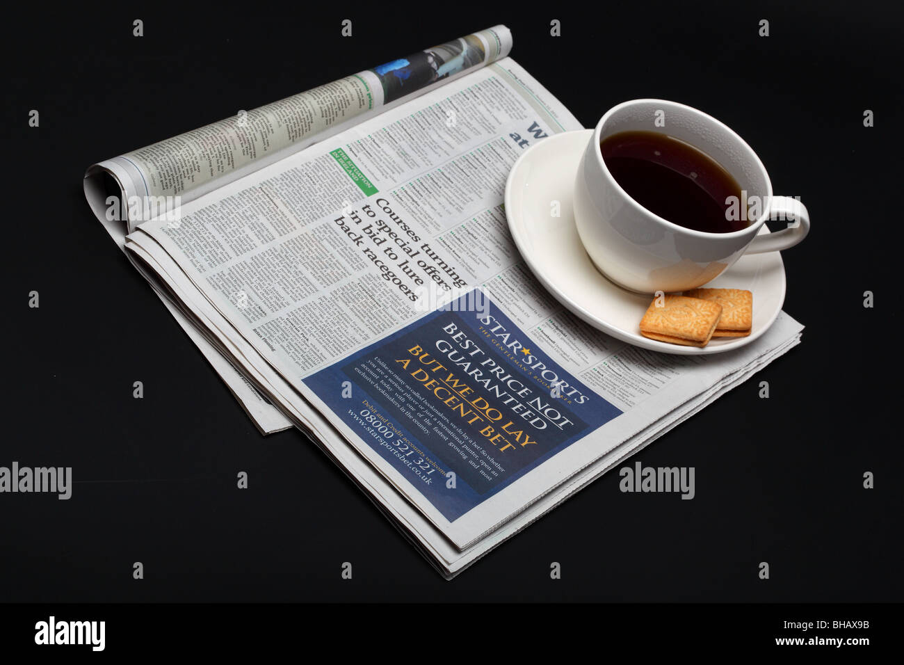 English newspaper cafe hi-res stock photography and images - Alamy