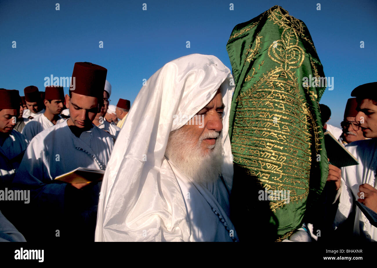 Samaria, Samaritan pilgrimage To Mount Gerizim done on Passover ...