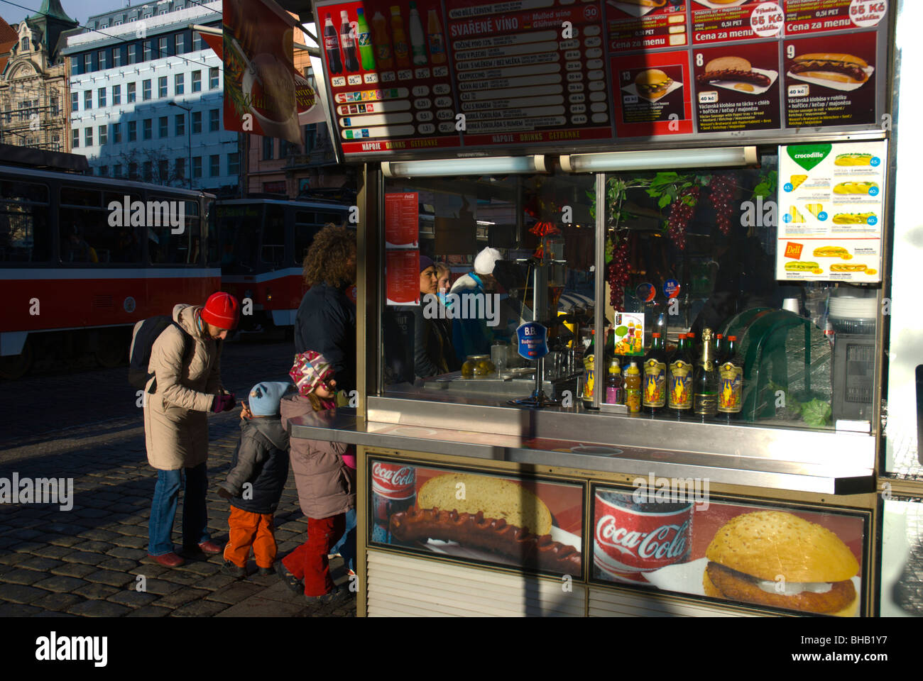 Snack kiosk hi-res stock photography and images - Alamy