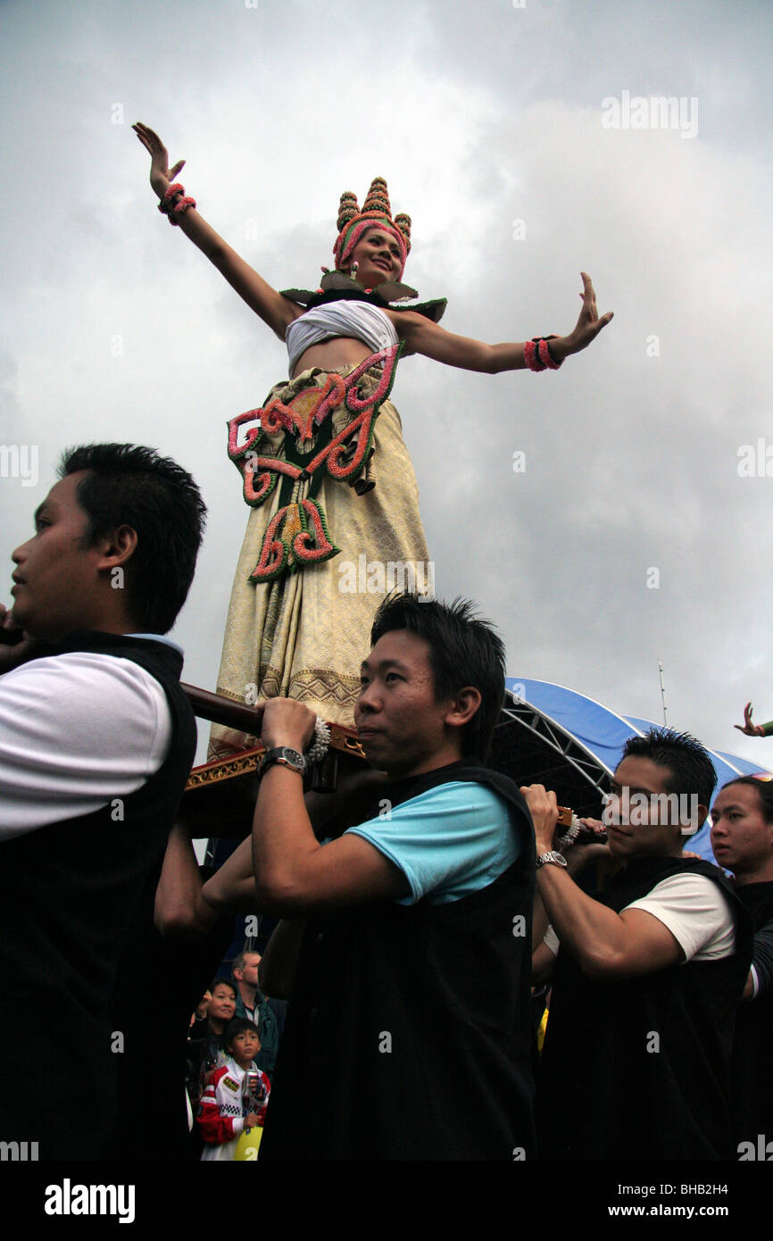 Thailand Festival in London. London enjoyed the taste of Thai dishes ...