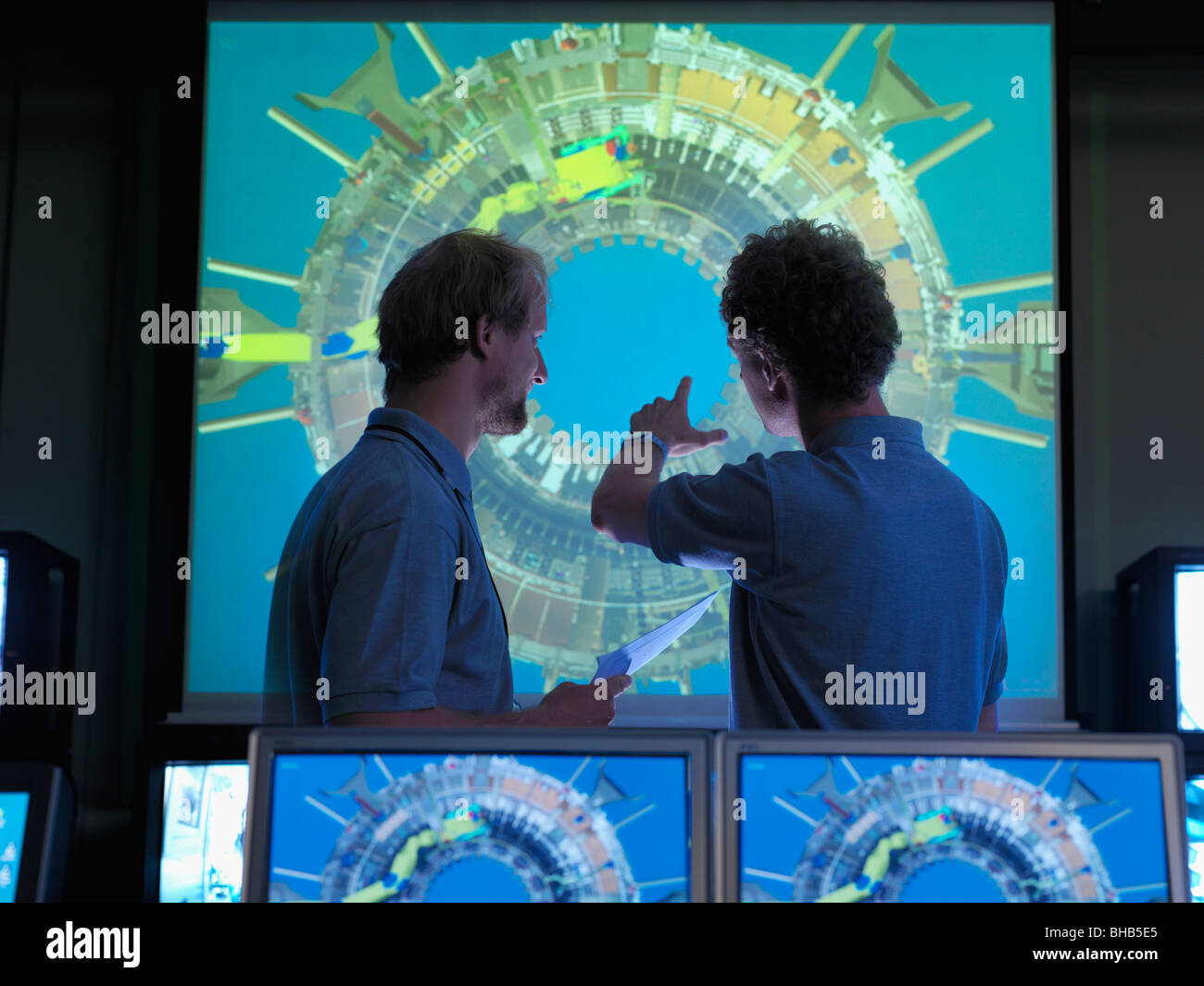 Nuclear fusion diagram hi-res stock photography and images - Alamy