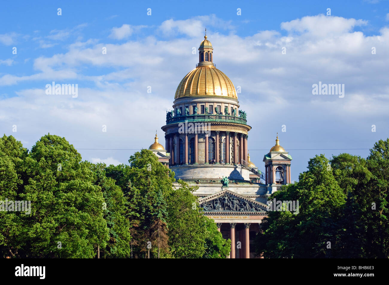 St isaacs cathedral tourist hi-res stock photography and images - Alamy