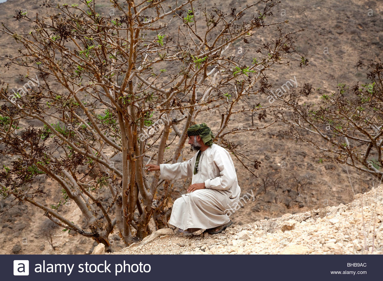 Dishdash Arab Stock Photos & Dishdash Arab Stock Images - Alamy
