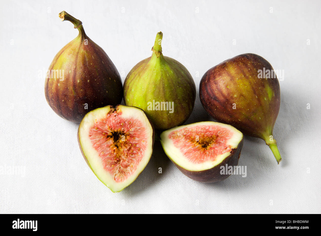 Whole and half figs hi-res stock photography and images - Alamy