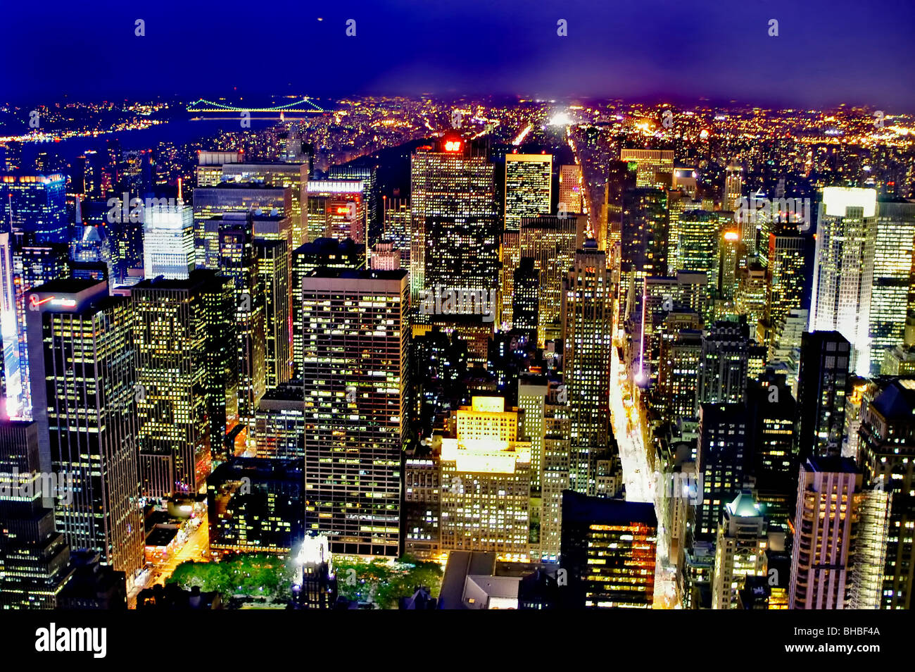 New york skylines 1990s hi-res stock photography and images - Alamy
