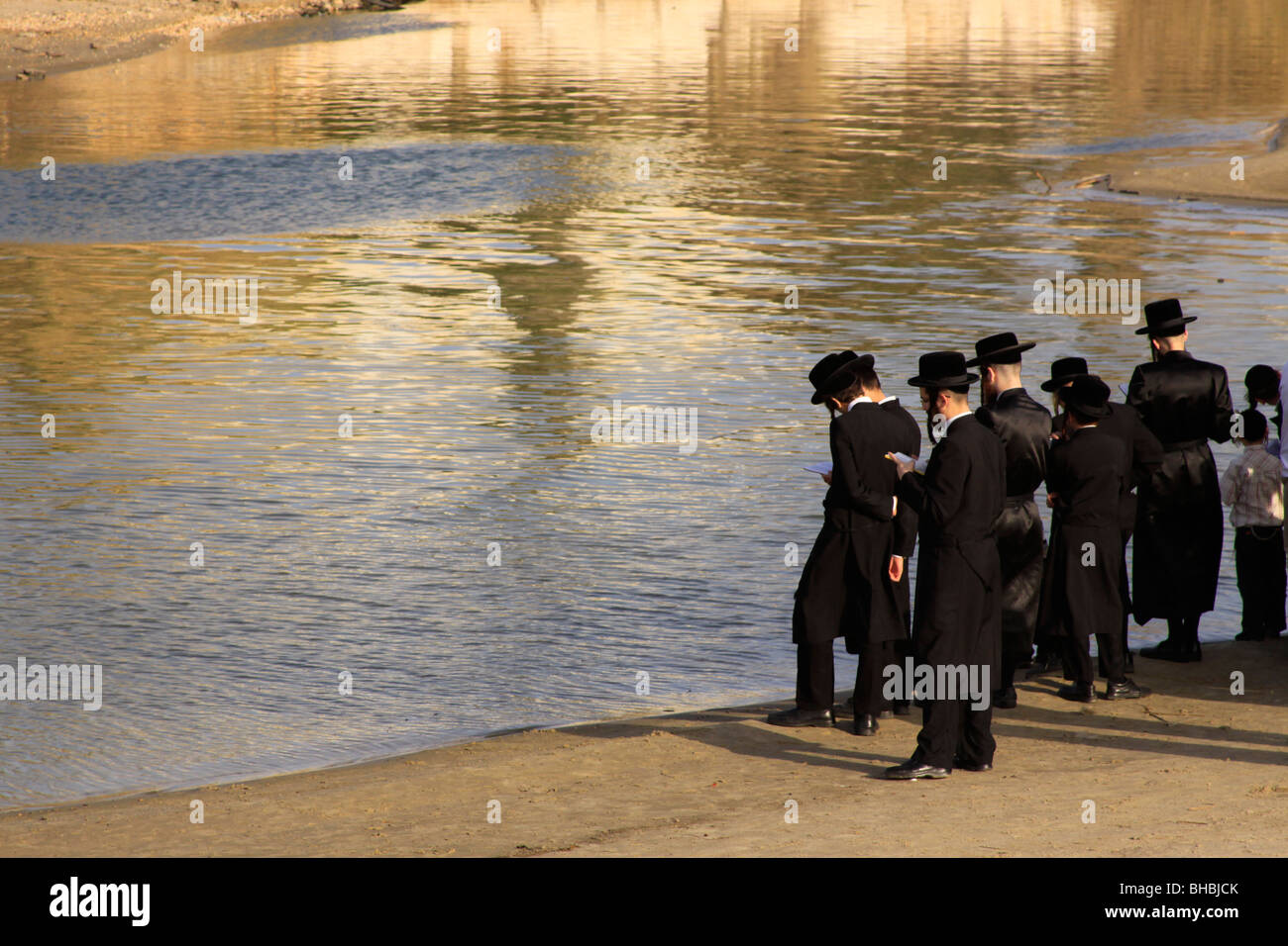 Israel, Tel Aviv, Tashlich prayer of the Premishlan congregation by the ...