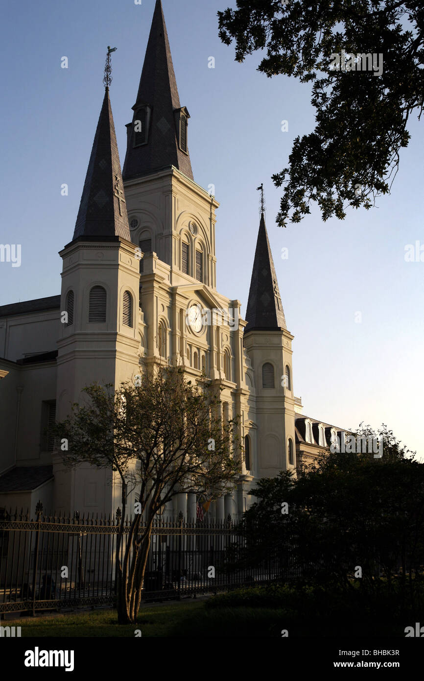 St louis cathedral, jackson square hi-res stock photography and images ...