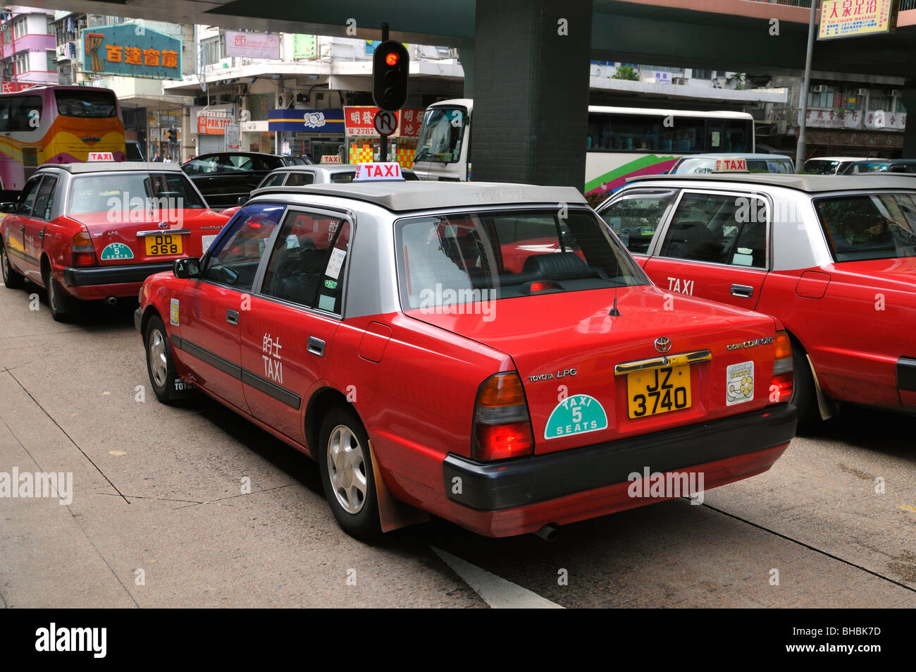 Hong kong taxi hi-res stock photography and images - Alamy