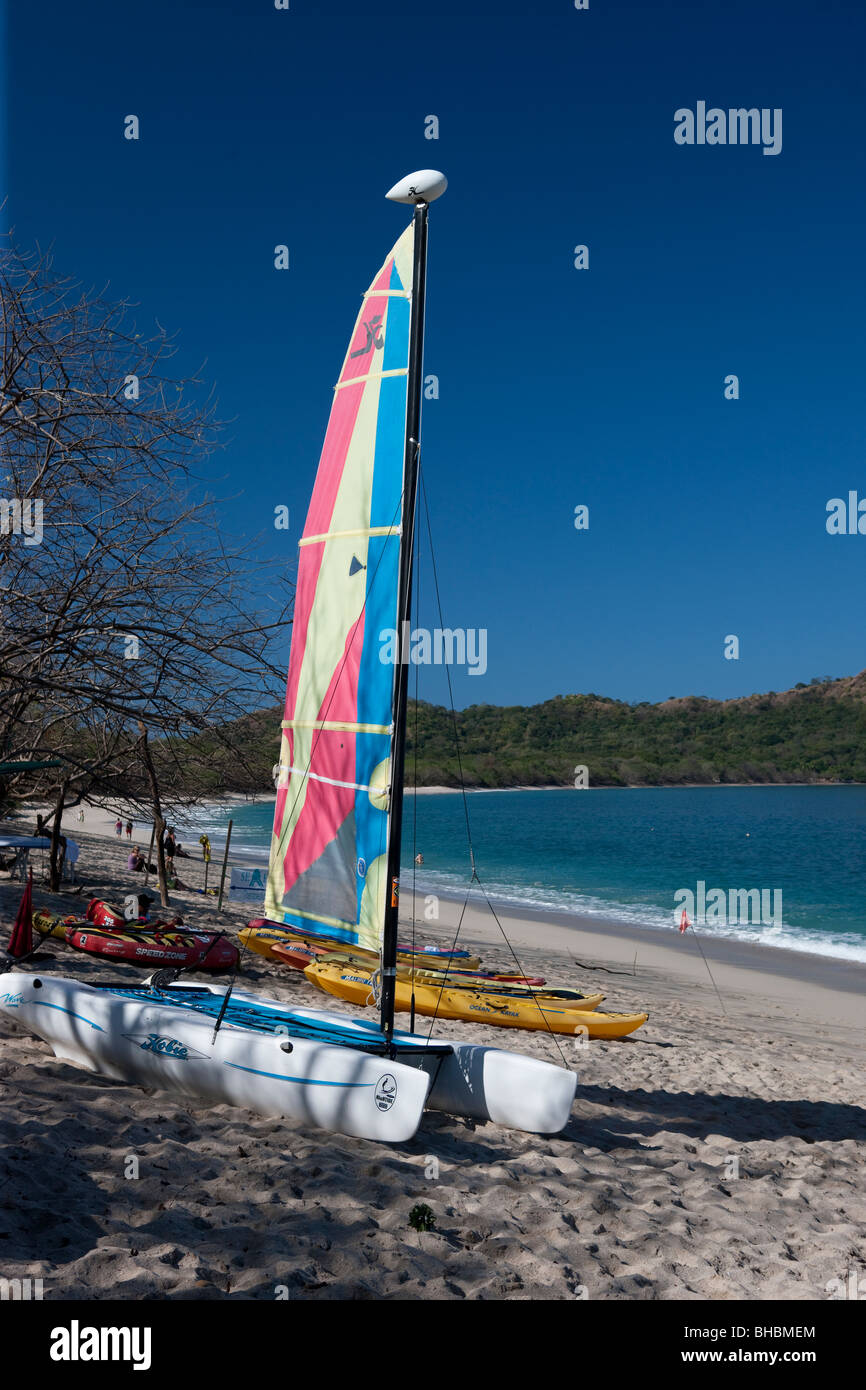 Costa rican beach and boat hi-res stock photography and images - Alamy
