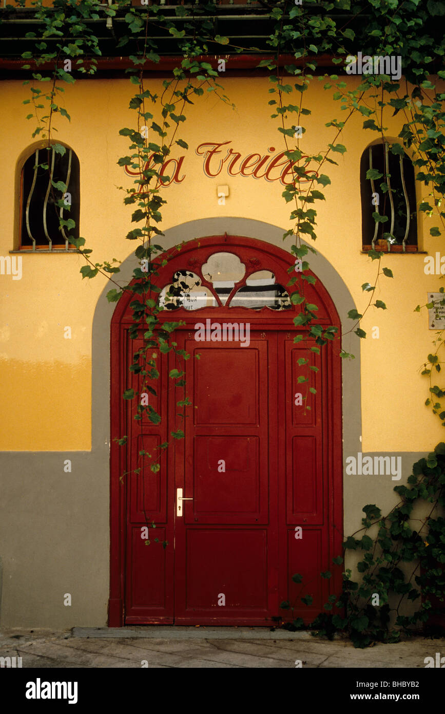 Picturesque building hi-res stock photography and images - Alamy