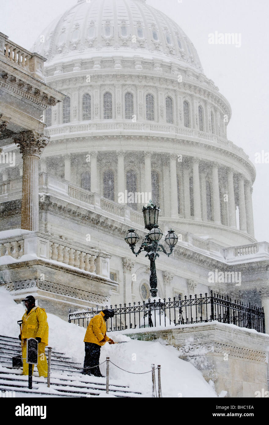 Capitol Building Washington Snow High Resolution Stock Photography and ...