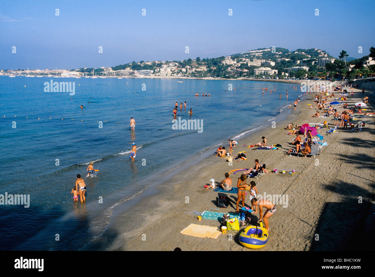 Beach of Bandol in southern France. Lively holidays scene in August ...