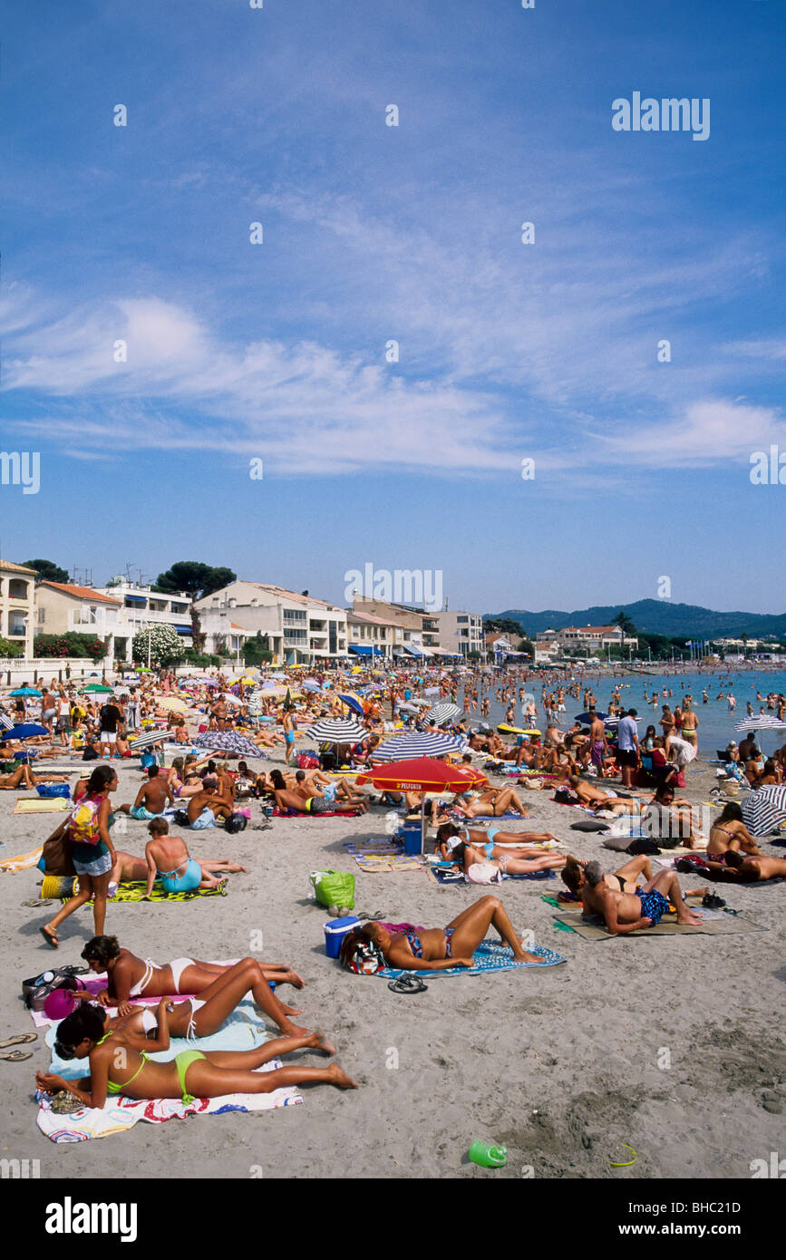 Overcrowded Beaches in southern France. Lively holidays scene in August ...