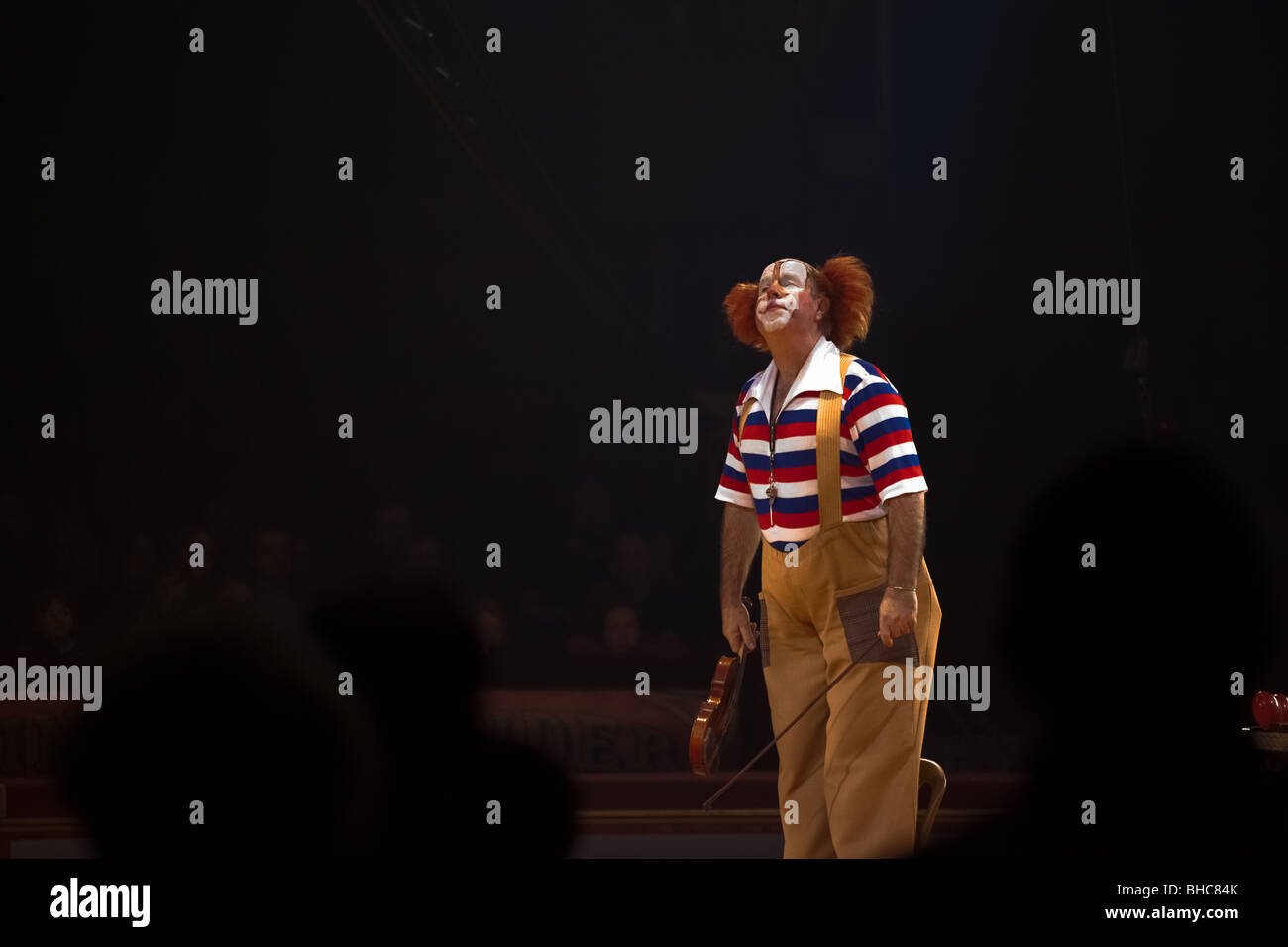 Fat clown hi-res stock photography and images - Alamy