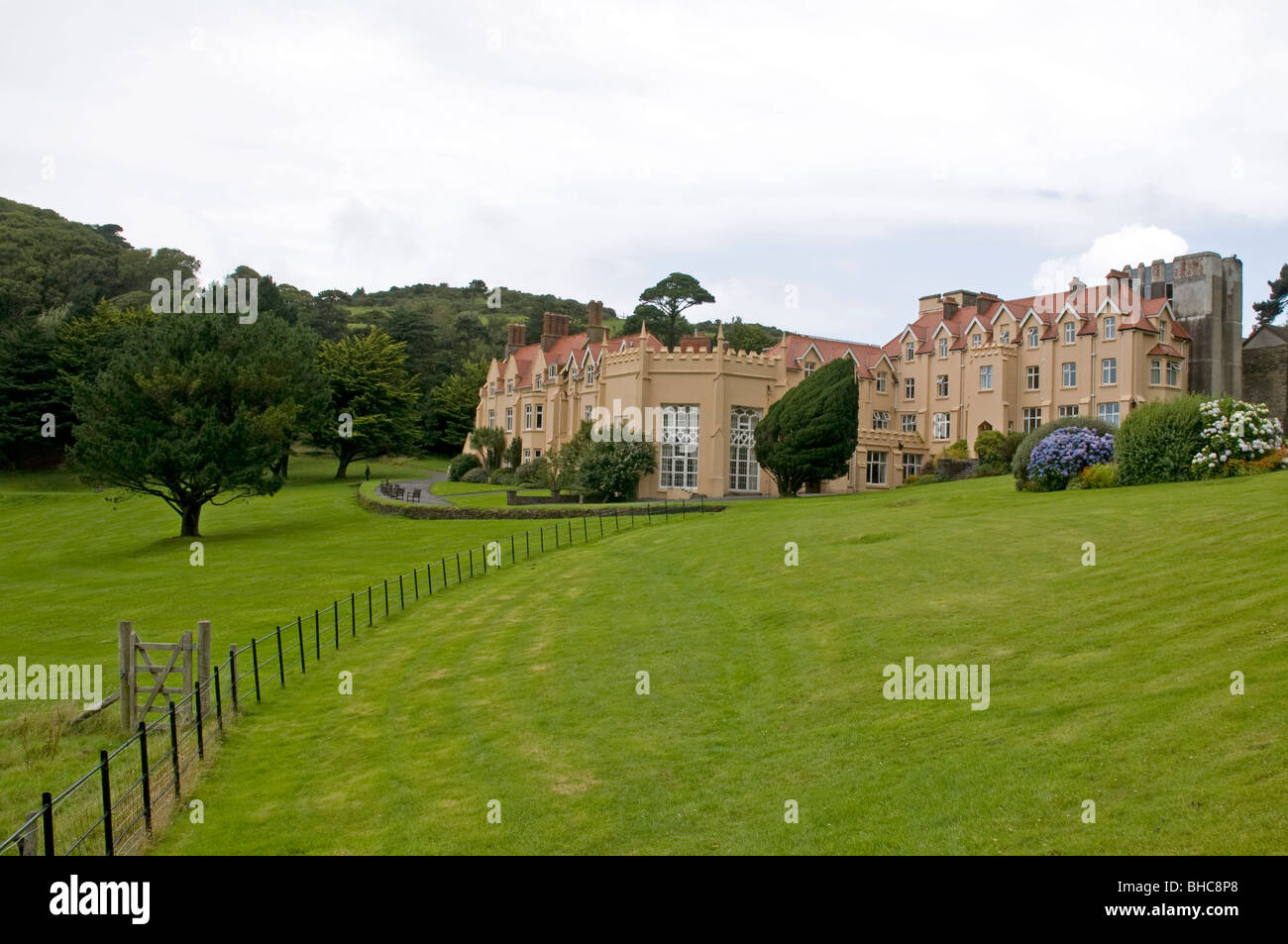 Lee abbey lynton devon uk hi-res stock photography and images - Alamy