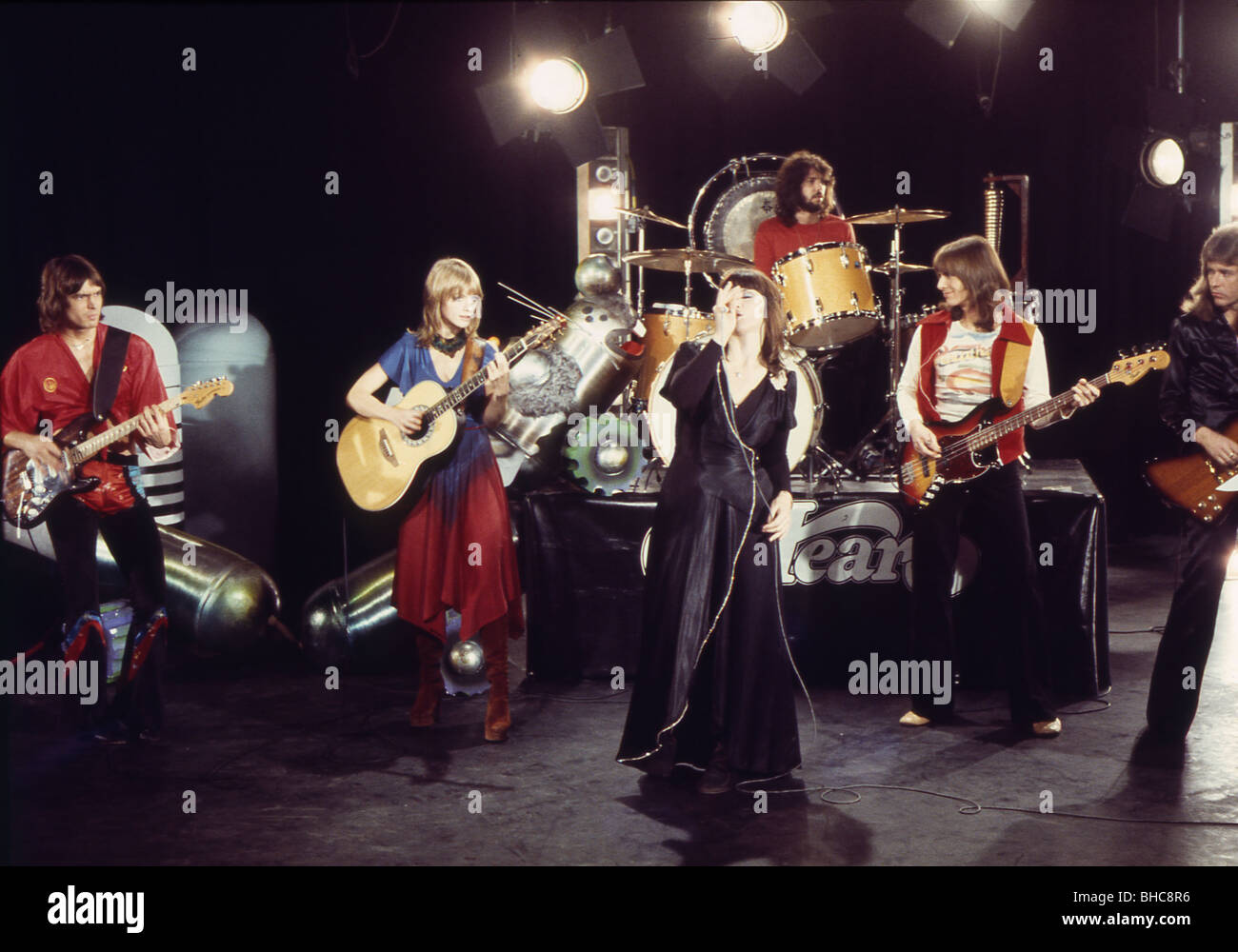 Nancy wilson heart hi-res stock photography and images - Alamy