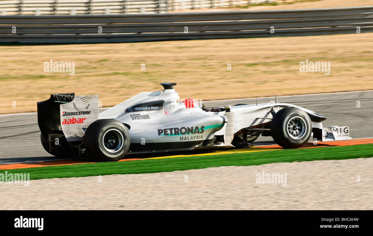 Michael SCHUMACHER testdrives the Mercedes MGP W01 Formula 1 race car ...