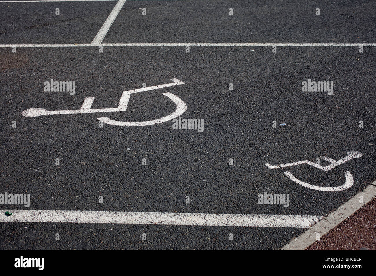 handicapped parking spot Stock Photo - Alamy handicapped parking spot Stock Photo - Alamy