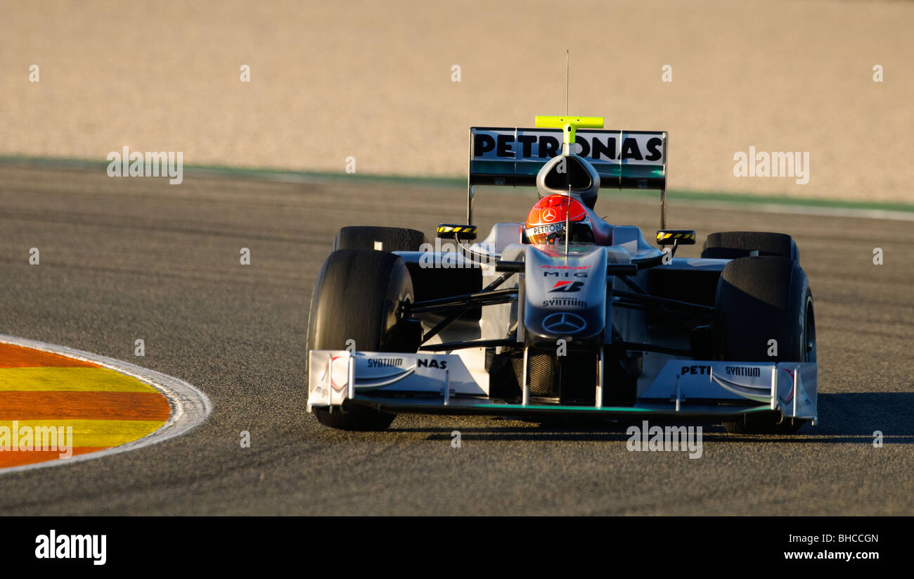 Michael SCHUMACHER testdrives the Mercedes MGP W01 Formula 1 race car ...