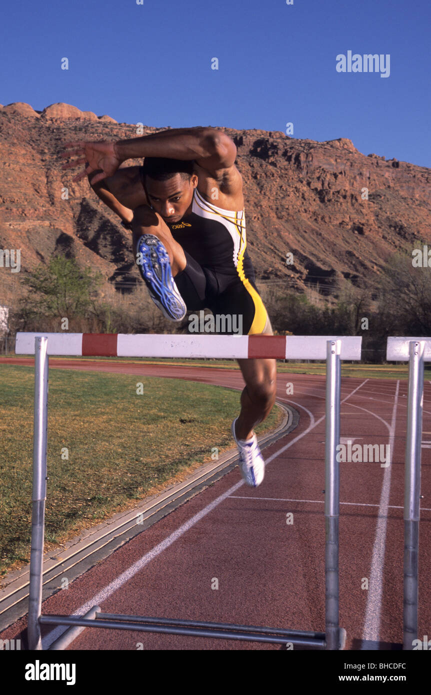 Hurdler african american hi-res stock photography and images - Alamy