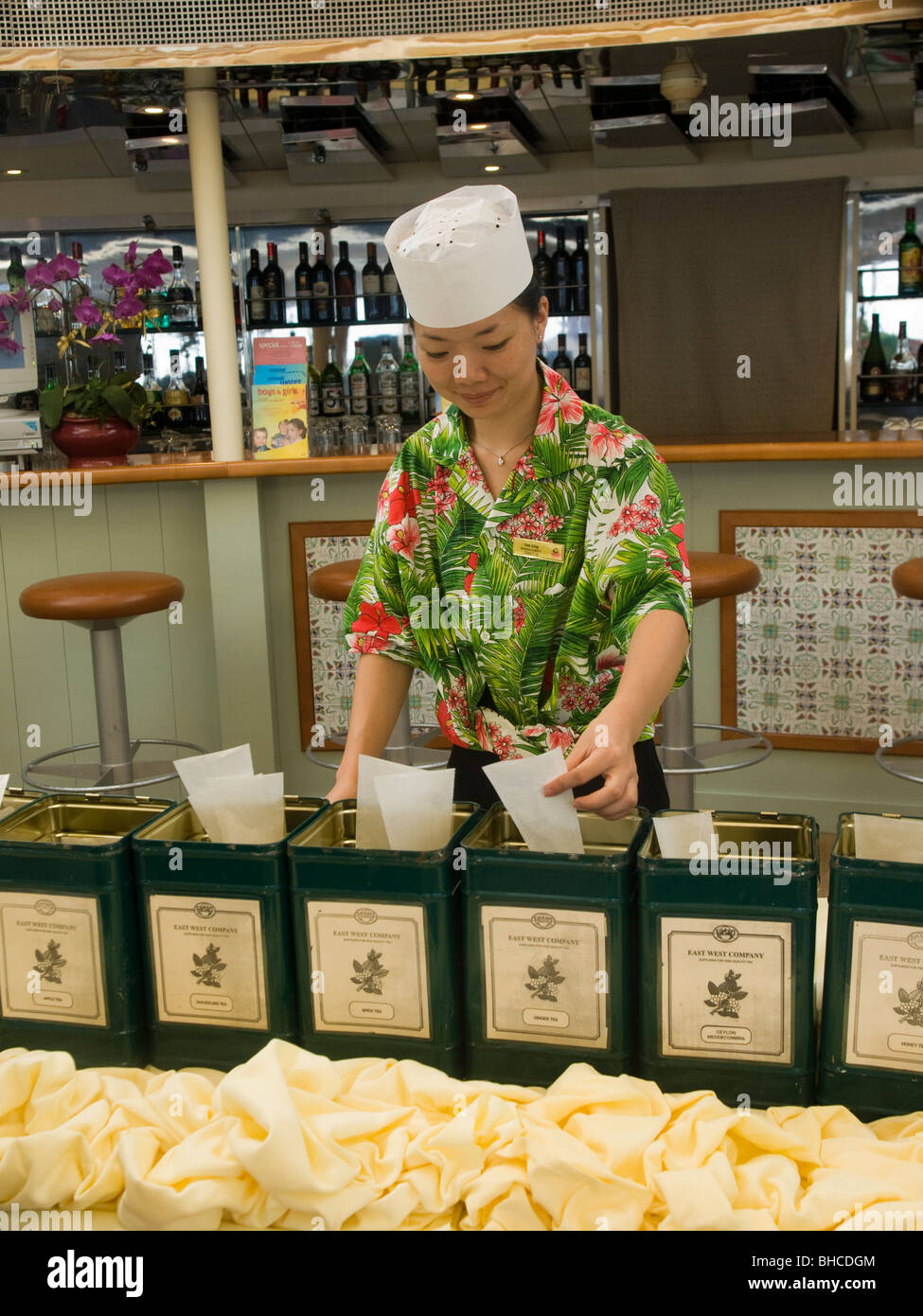 selecting tea from various varieties Stock Photo - Alamy