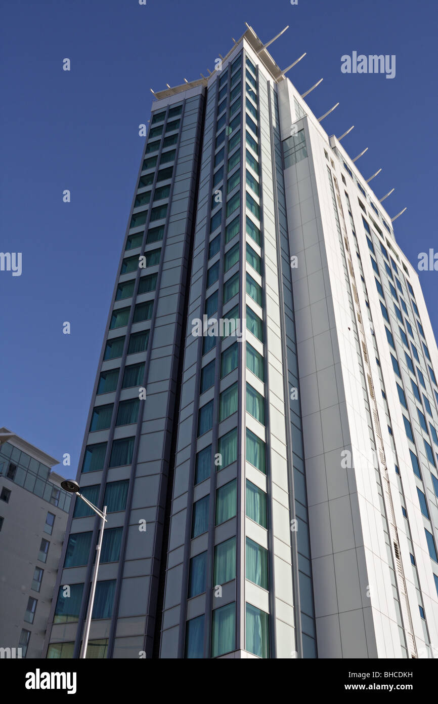 Tower block architecture hi-res stock photography and images - Alamy
