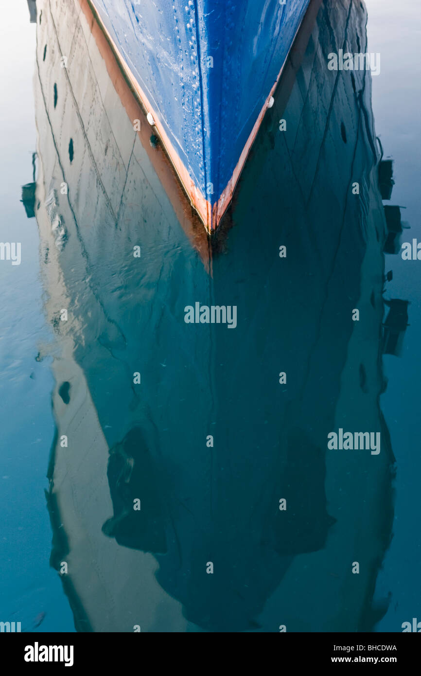 Ship bow surface detail hi-res stock photography and images - Alamy