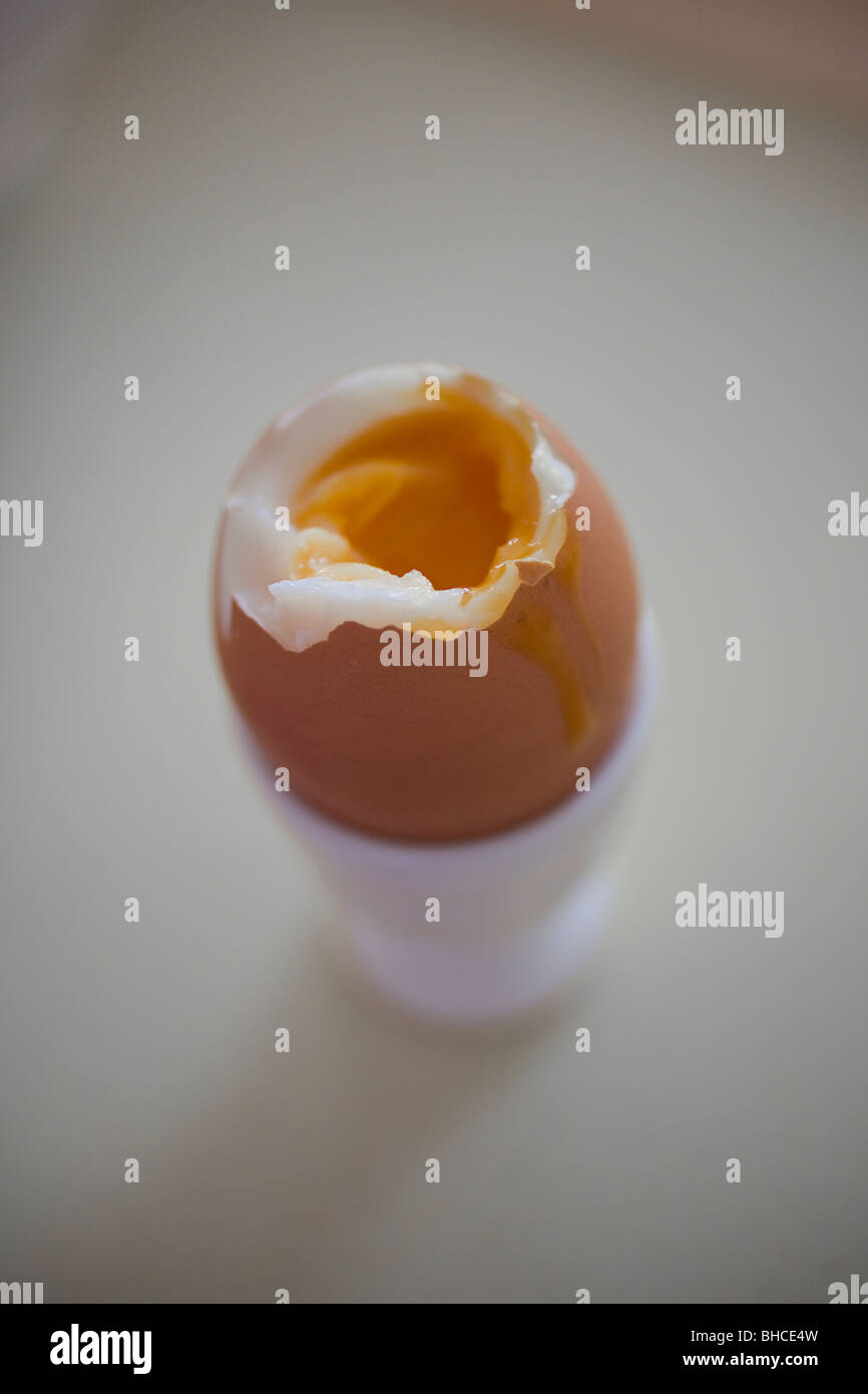 Open soft boiled egg hi-res stock photography and images - Alamy