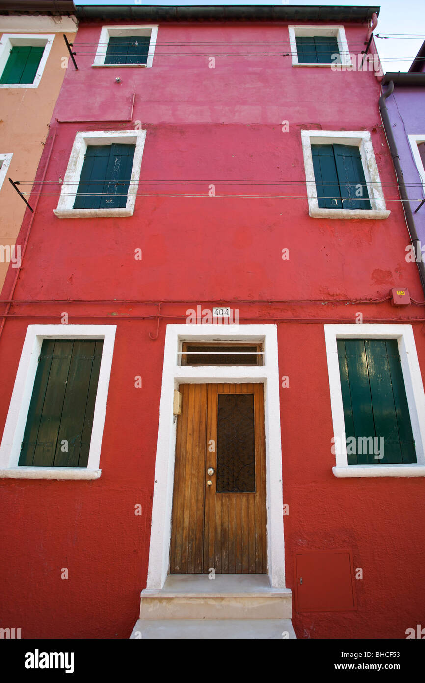 House Painted Bright Red Stock Photos & House Painted Bright Red Stock ...