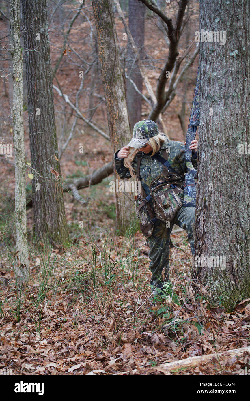 YOUNG WOMAN 21 Y.O. FEMALE TURKEY HUNTER IN CAMOFLAUGE SHOTGUN Stock ...