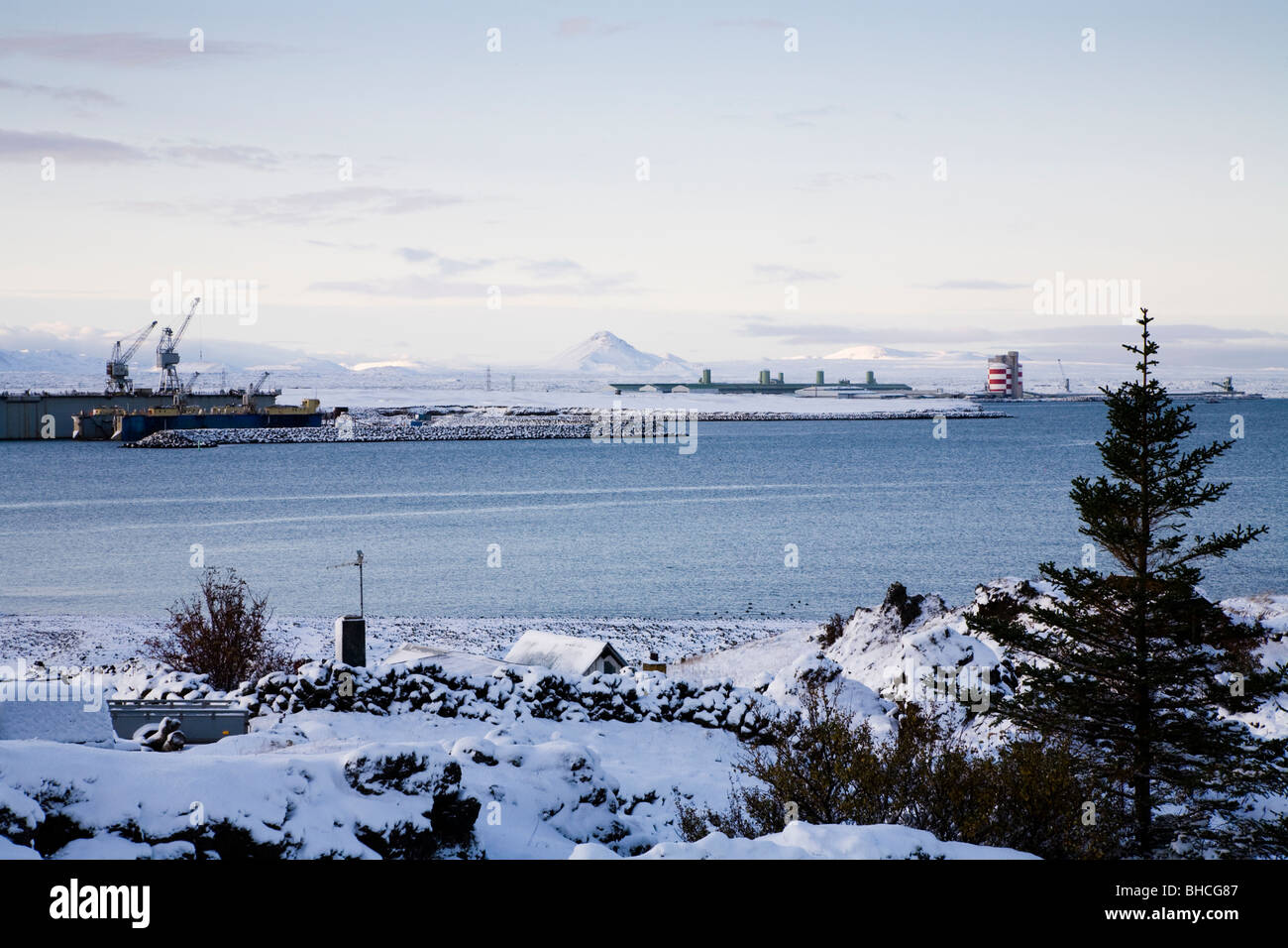 Aluminum factory hi-res stock photography and images - Alamy