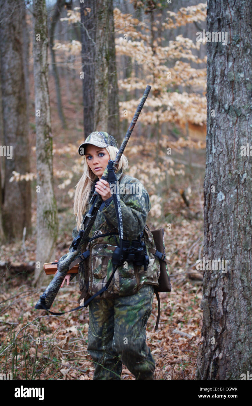 YOUNG WOMAN 21 Y.O. FEMALE TURKEY HUNTER IN CAMOFLAUGE SHOTGUN Stock ...