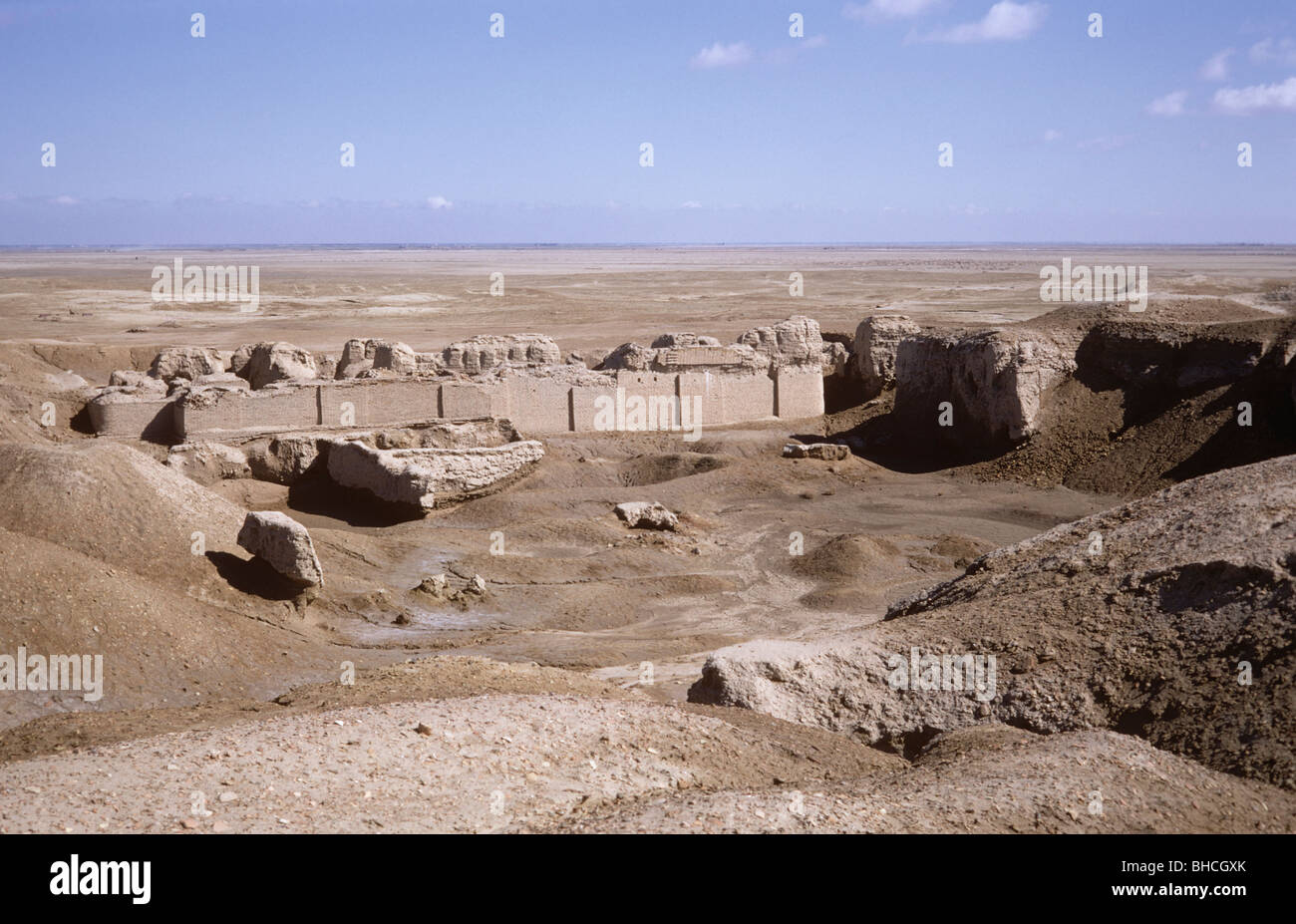 Ur cemetery iraq hi-res stock photography and images - Alamy