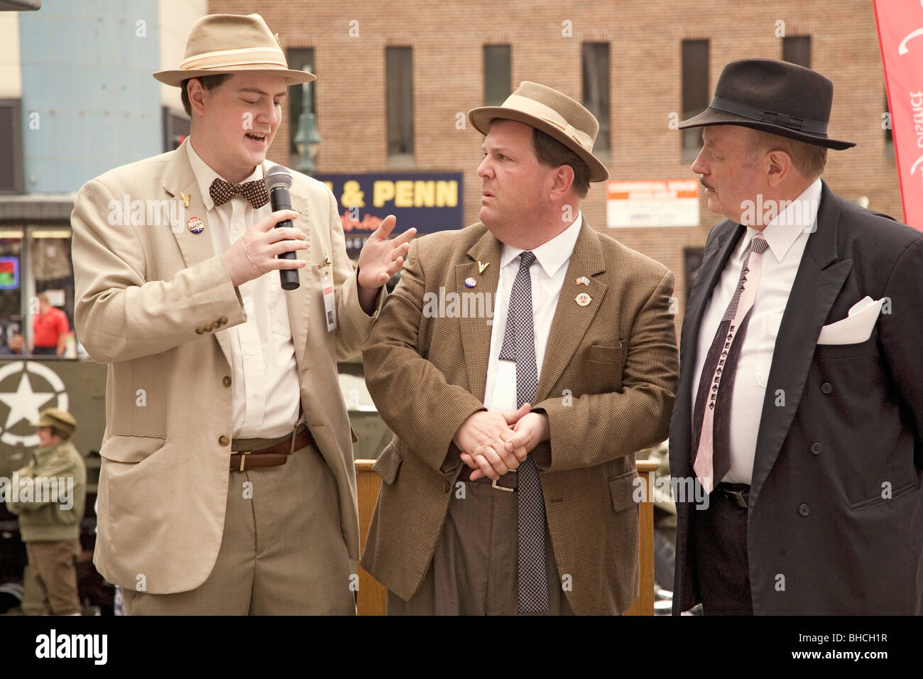 1940s World War II home front comedian actors of Bud Abbott and Lou ...