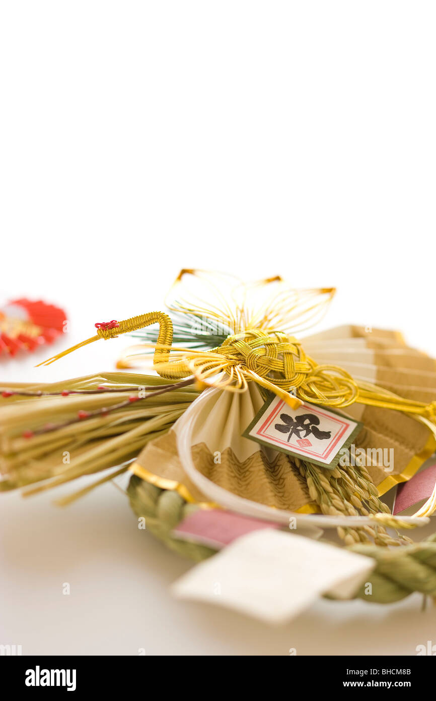 Shimenawa hi-res stock photography and images - Alamy