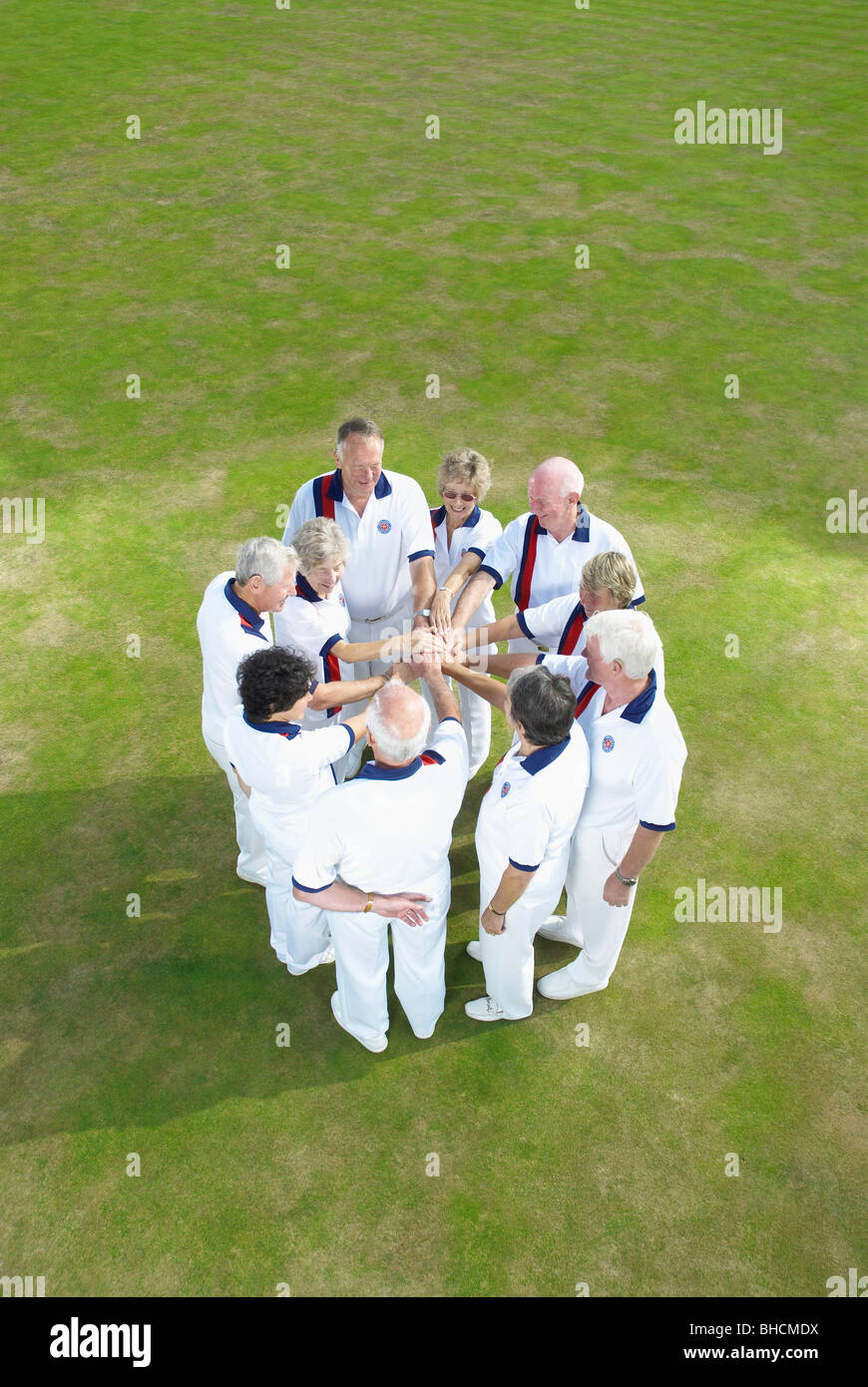 bowls team in circle Stock Photo - Alamy