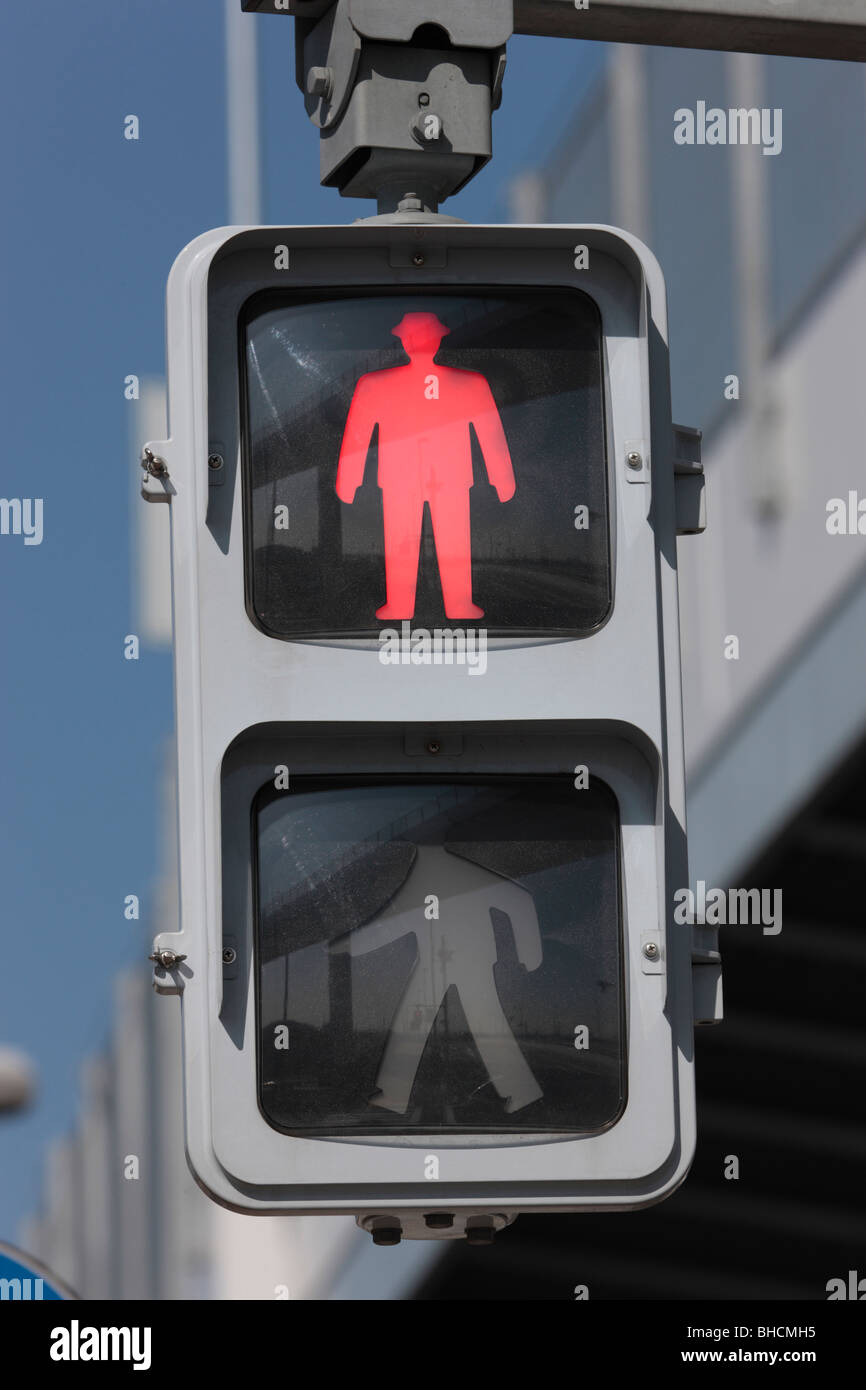 Dont walk hi-res stock photography and images - Alamy