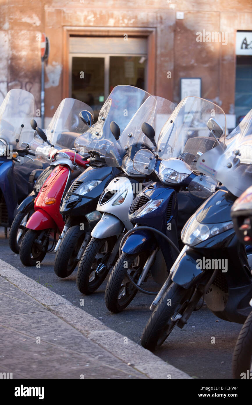 scooters parked in Rome Italy Stock Photo - Alamy
