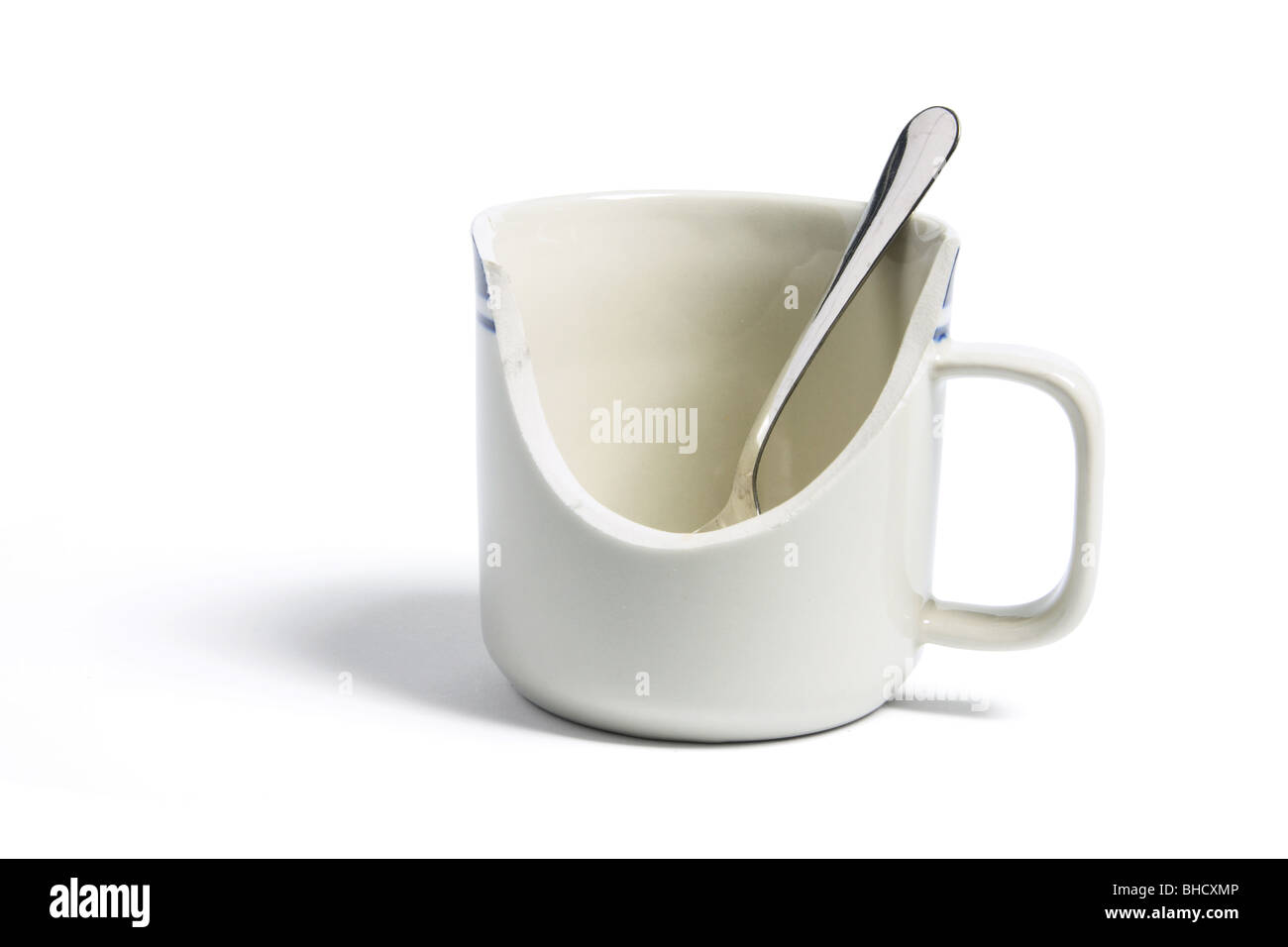 Broken chinaware hi-res stock photography and images - Alamy