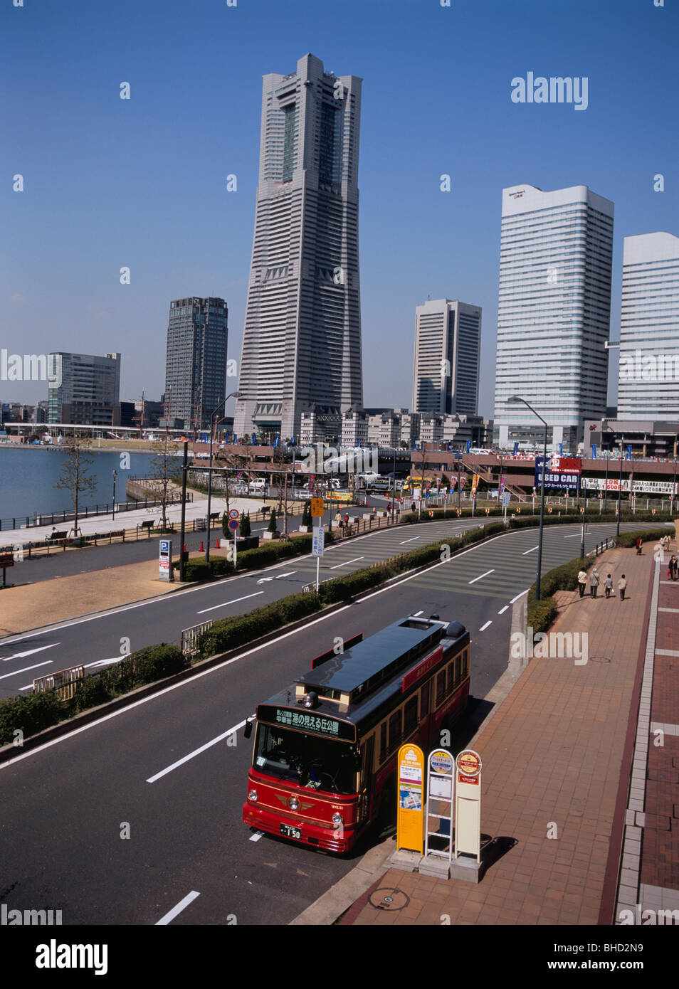 Tour bus at Minato Mirai. Yokohama Kanagawa Prefecture Japan Stock ...