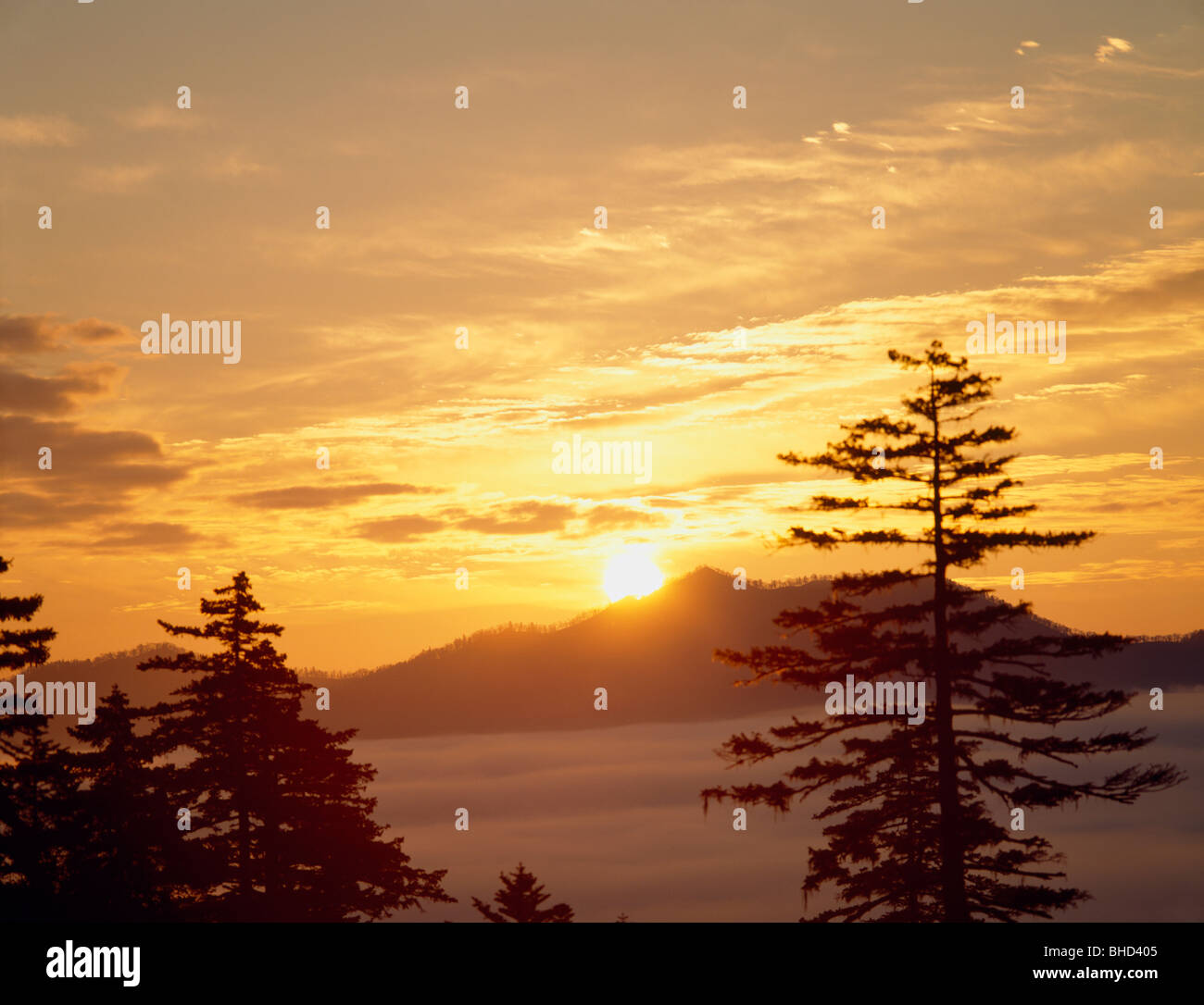 Sun setting over Mikuni Pass, Gumma Prefecture, Japan Stock Photo - Alamy