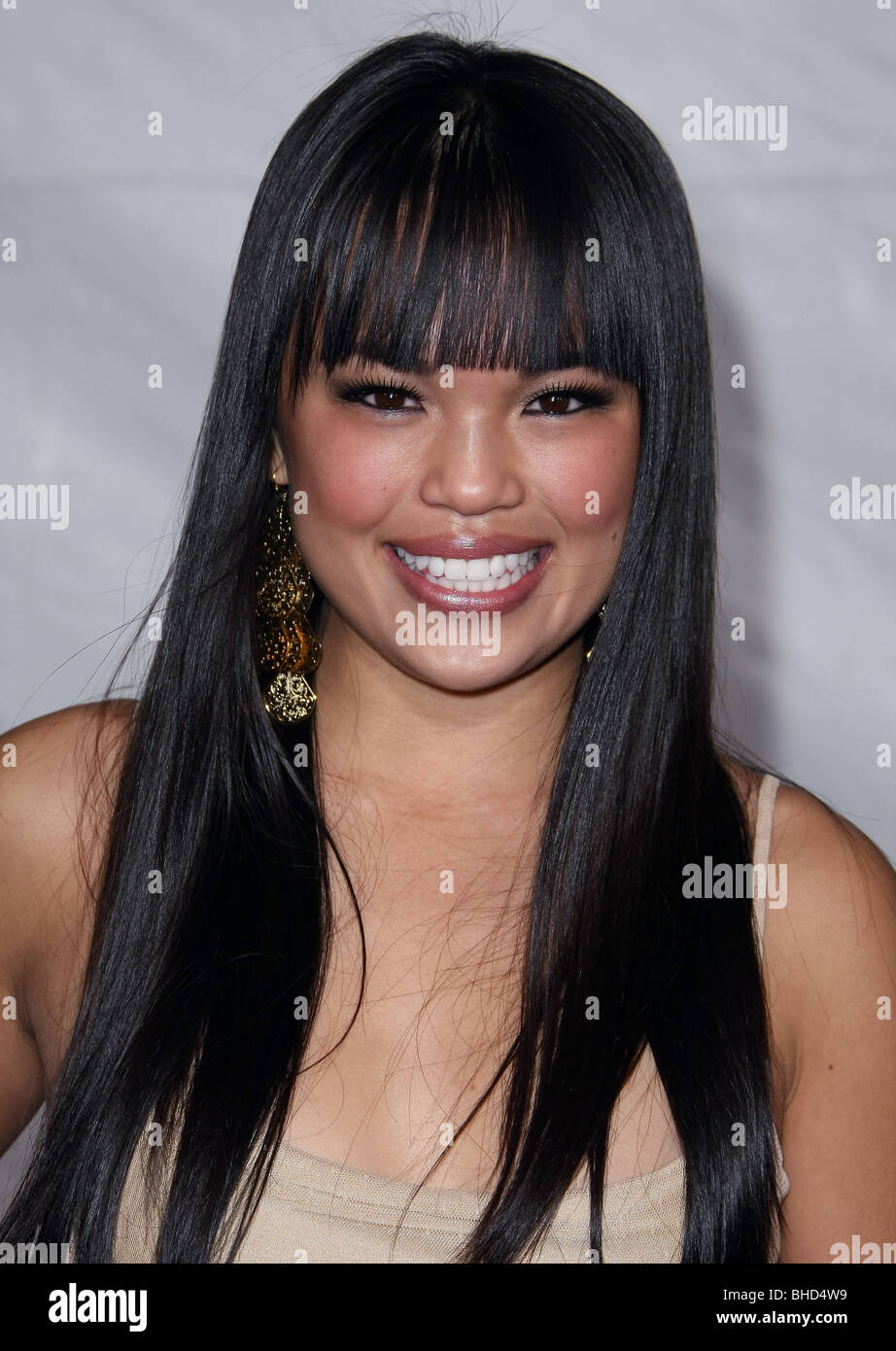 Nikki Harding's Instagram, Twitter & Facebook on IDCrawl